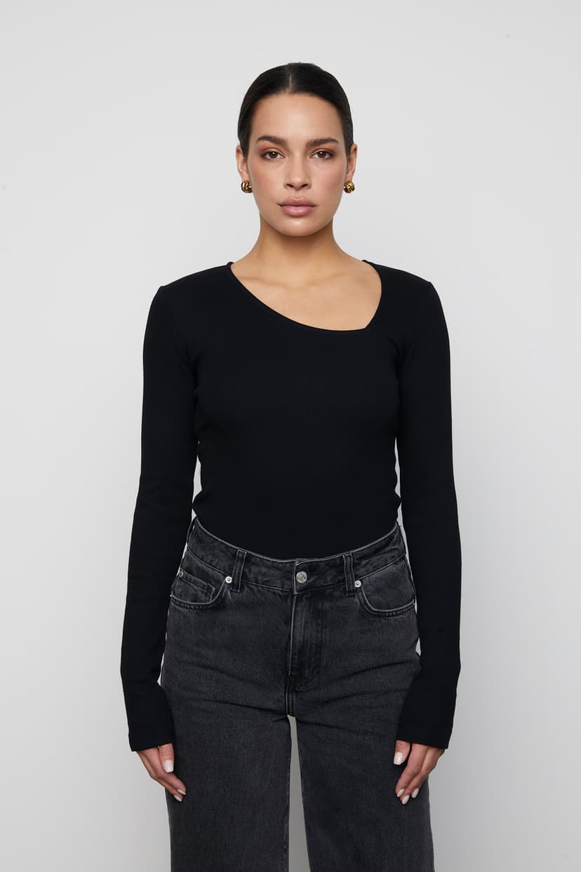 Pino Rib Triangle Neck – Frost Røros